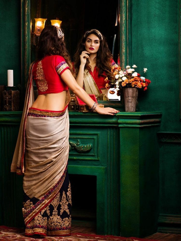 Why is she so beautiful ? | Scrolller