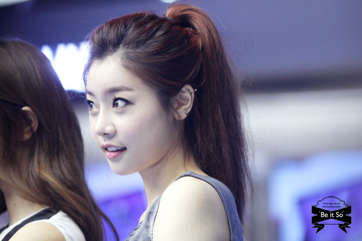 wide-eyed | Scrolller