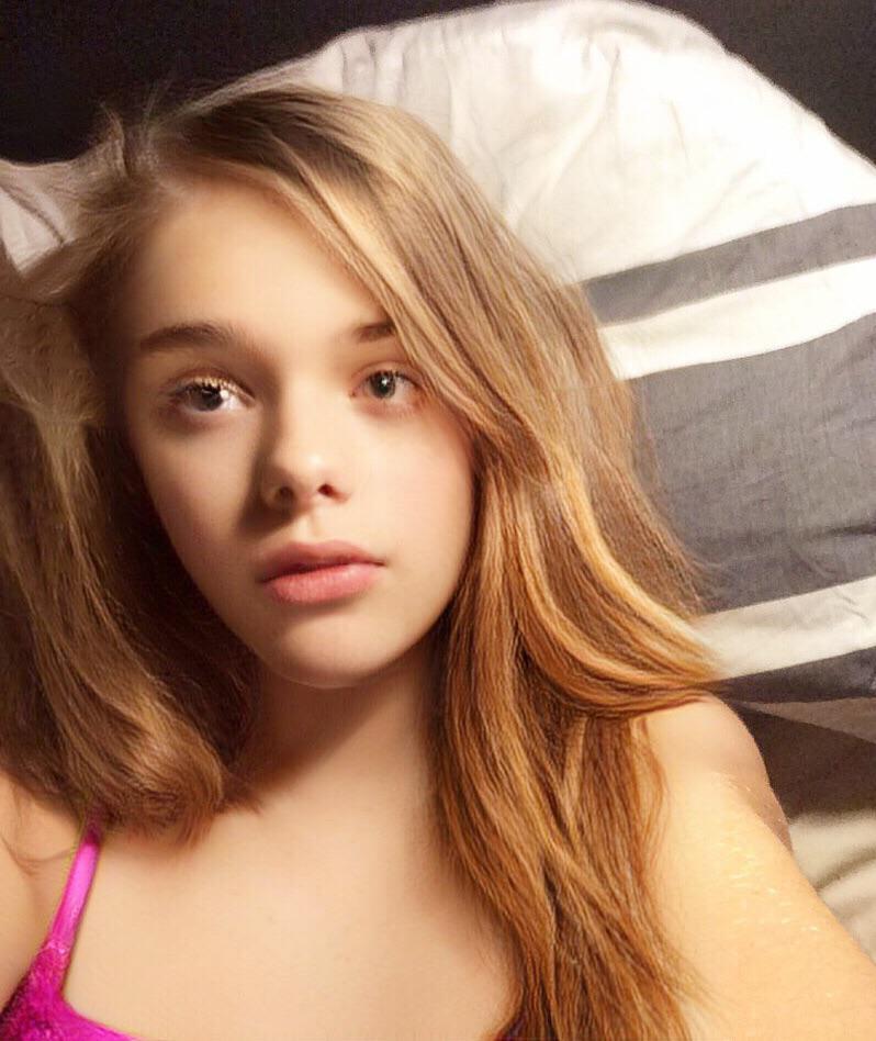 Perfect sissy face :) (sissyzoenl) | Scrolller