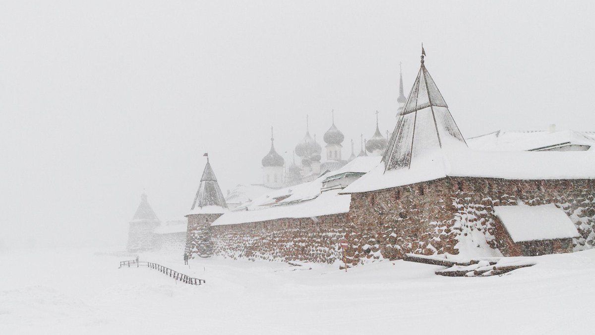 Winter is coming | Scrolller