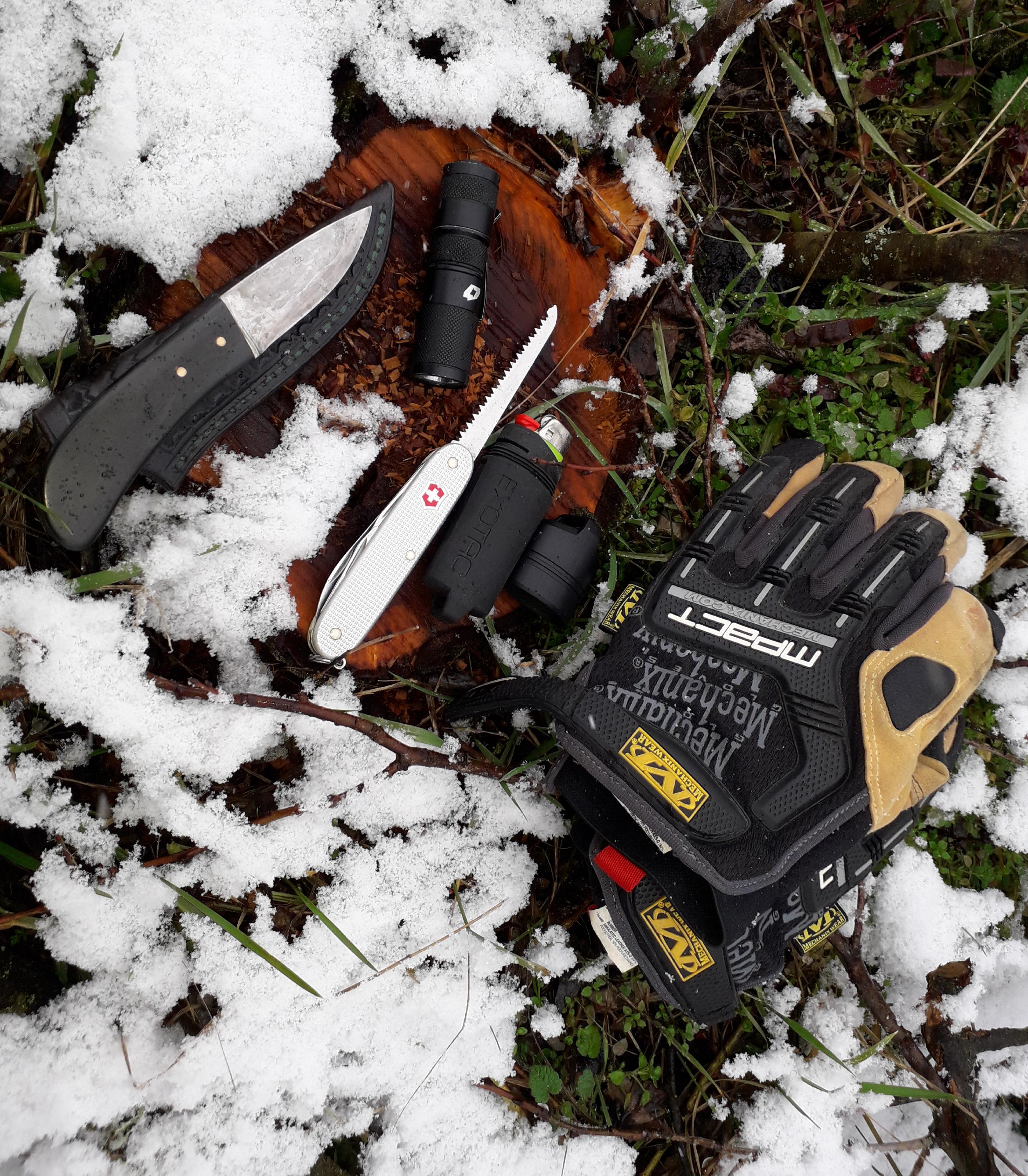 Winter time EDC | Scrolller