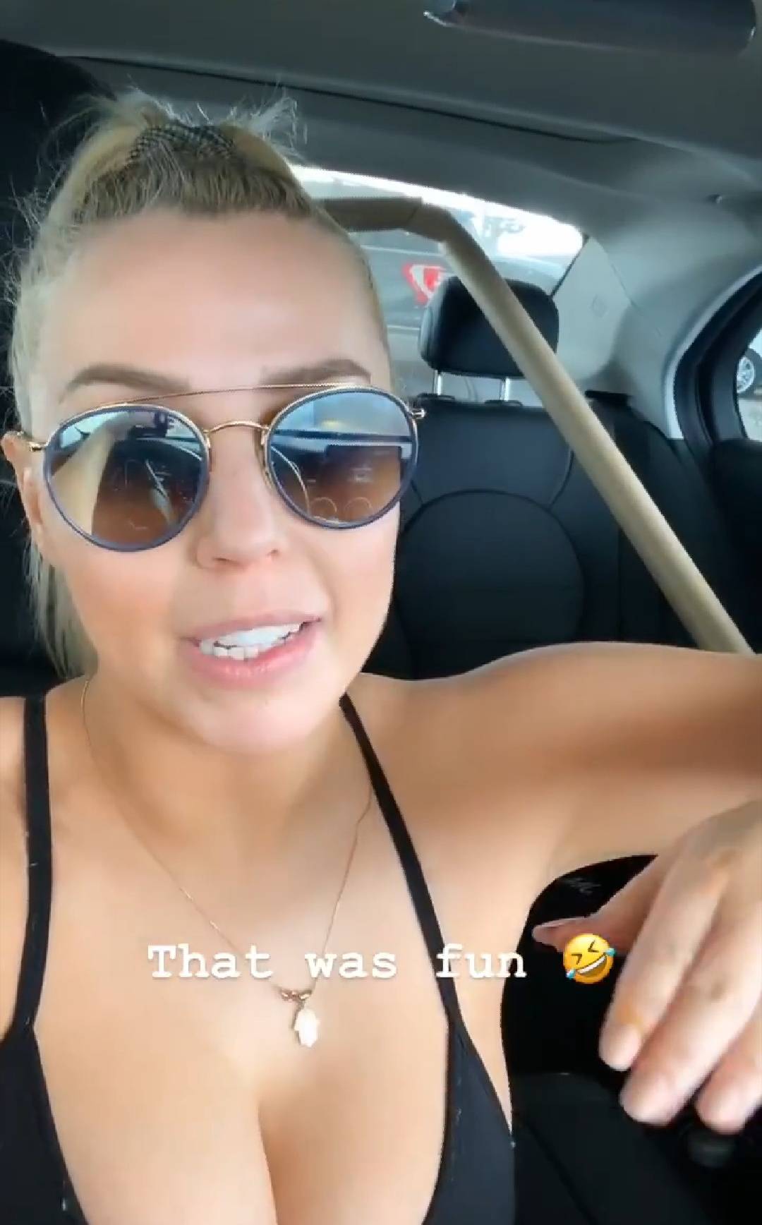 Wish she posted a pic in this | Scrolller