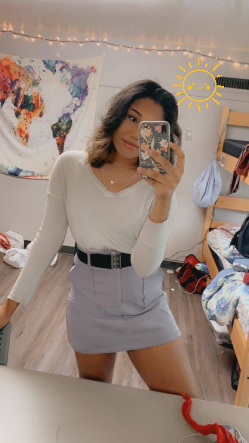 Wishing everyone an amazing and productive day!💙 | Scrolller