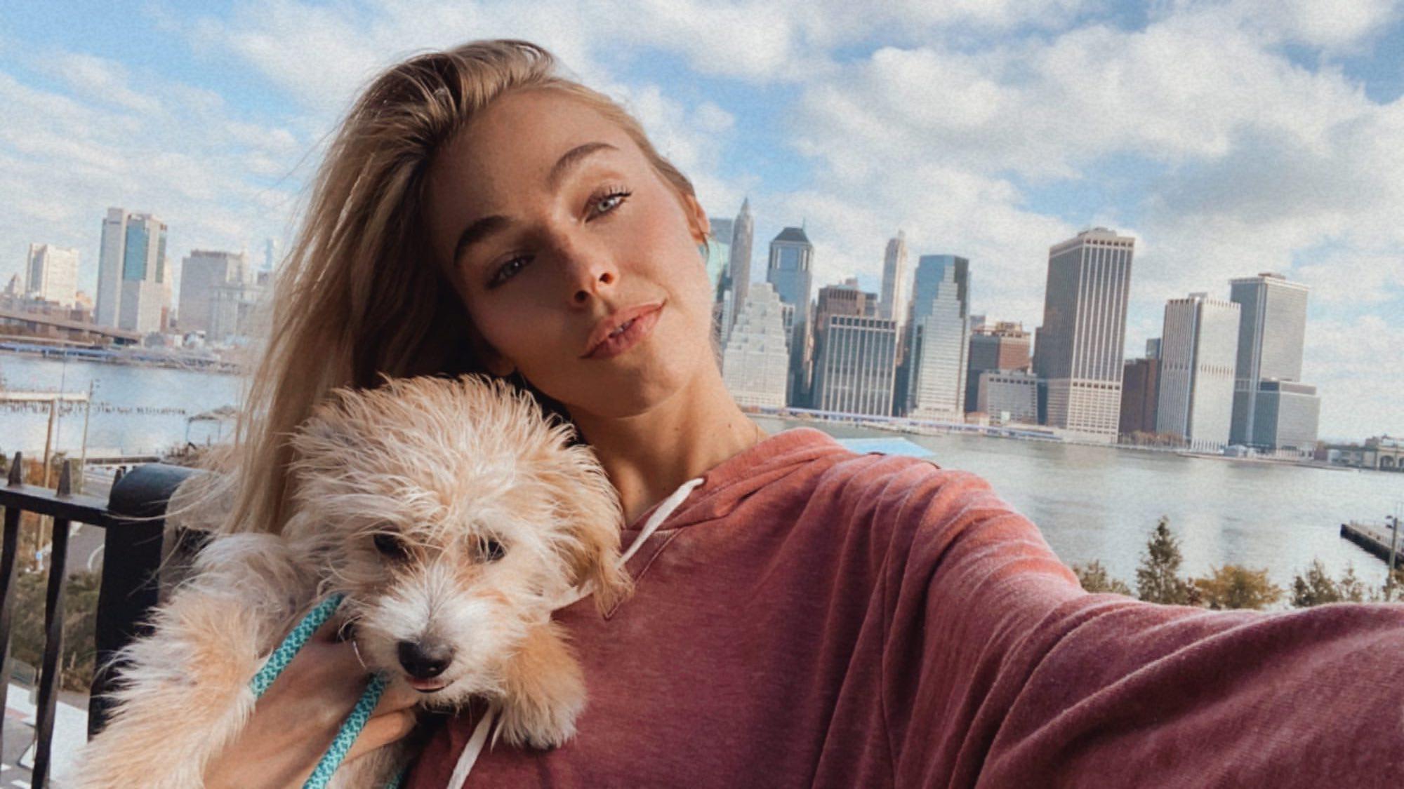 With Zoe | Scrolller