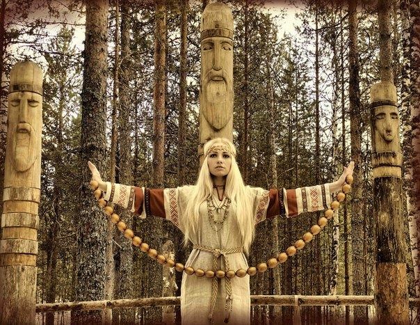 Woman make a ritual to the glory of Slavic Gods. | Scrolller