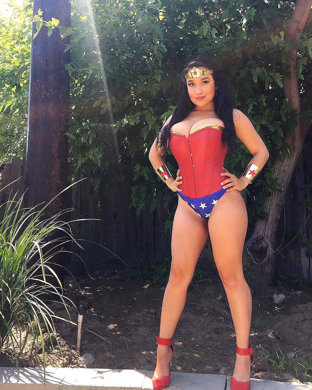 Wonder Woman | Scrolller