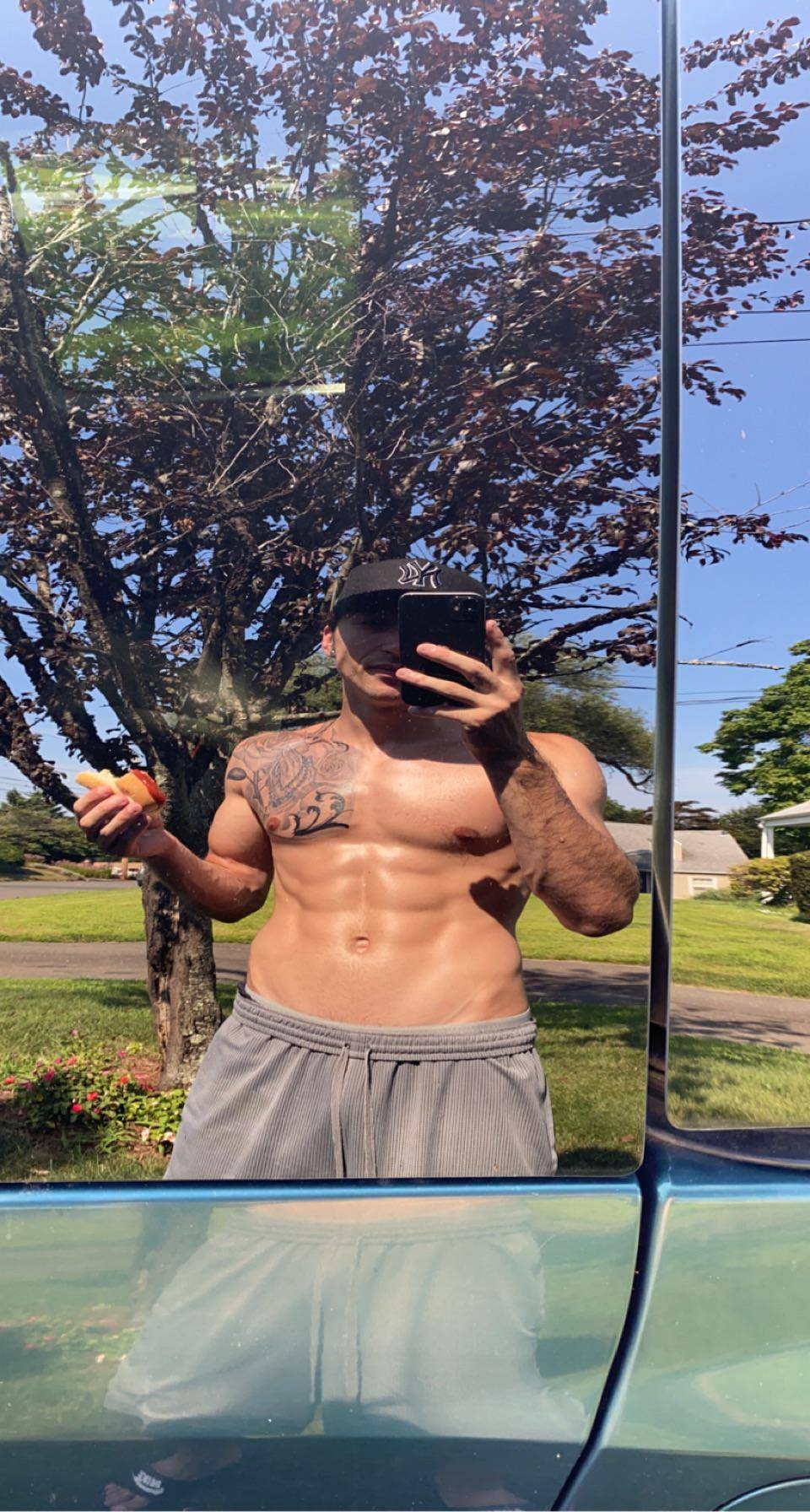 Working on my Jock-ness 👀 | Scrolller