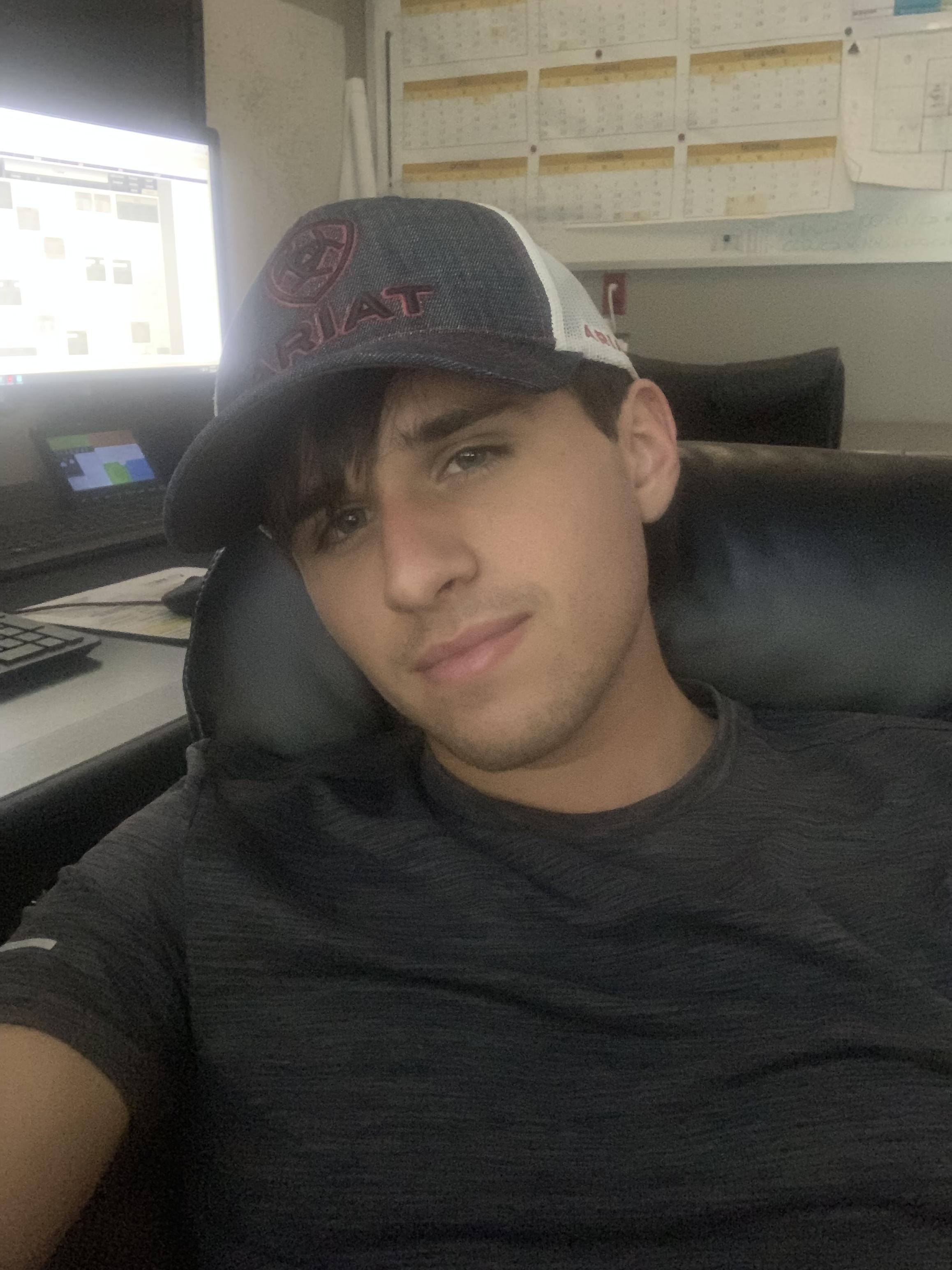 Working on the night shift baby | Scrolller