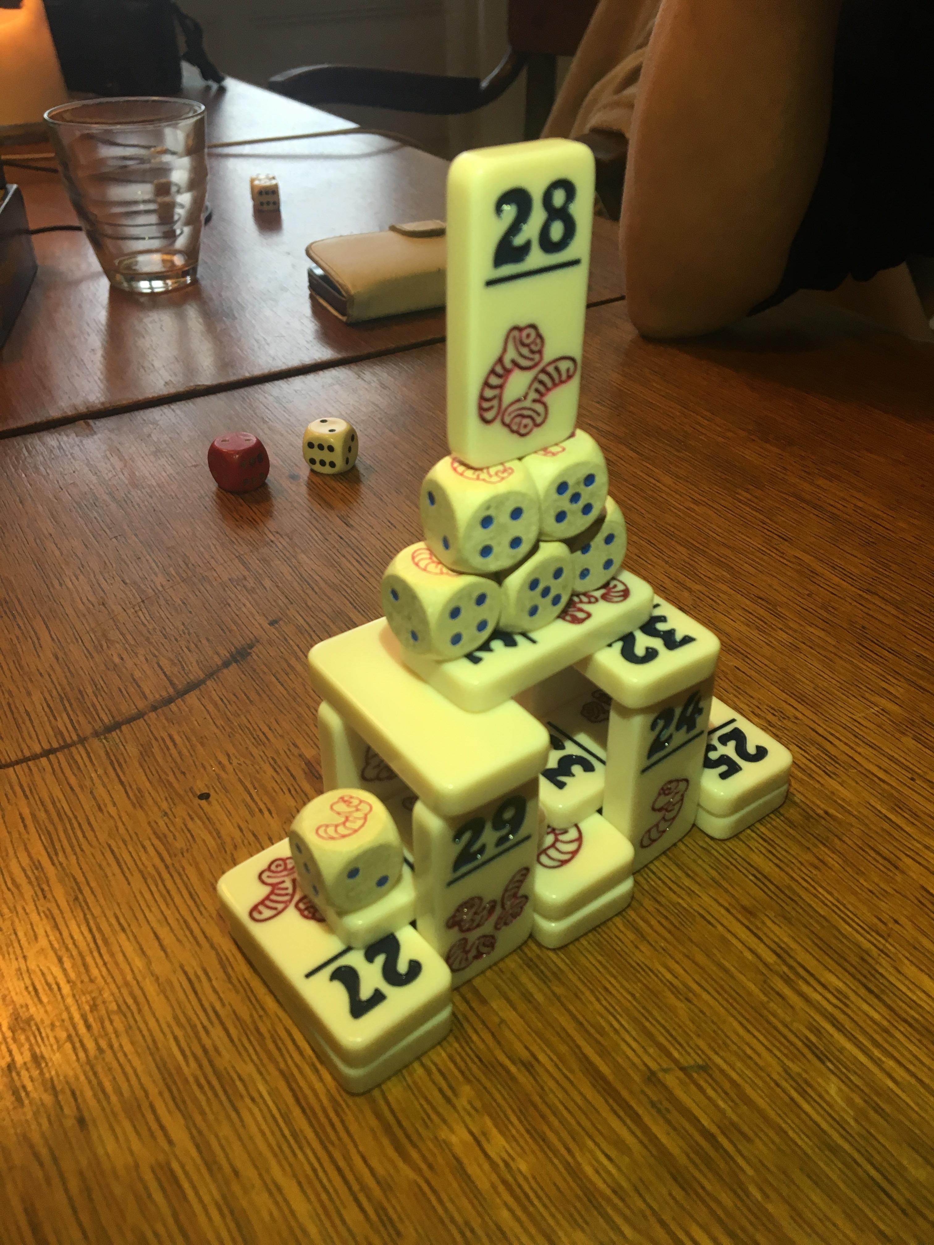 Worm Castle Scrolller