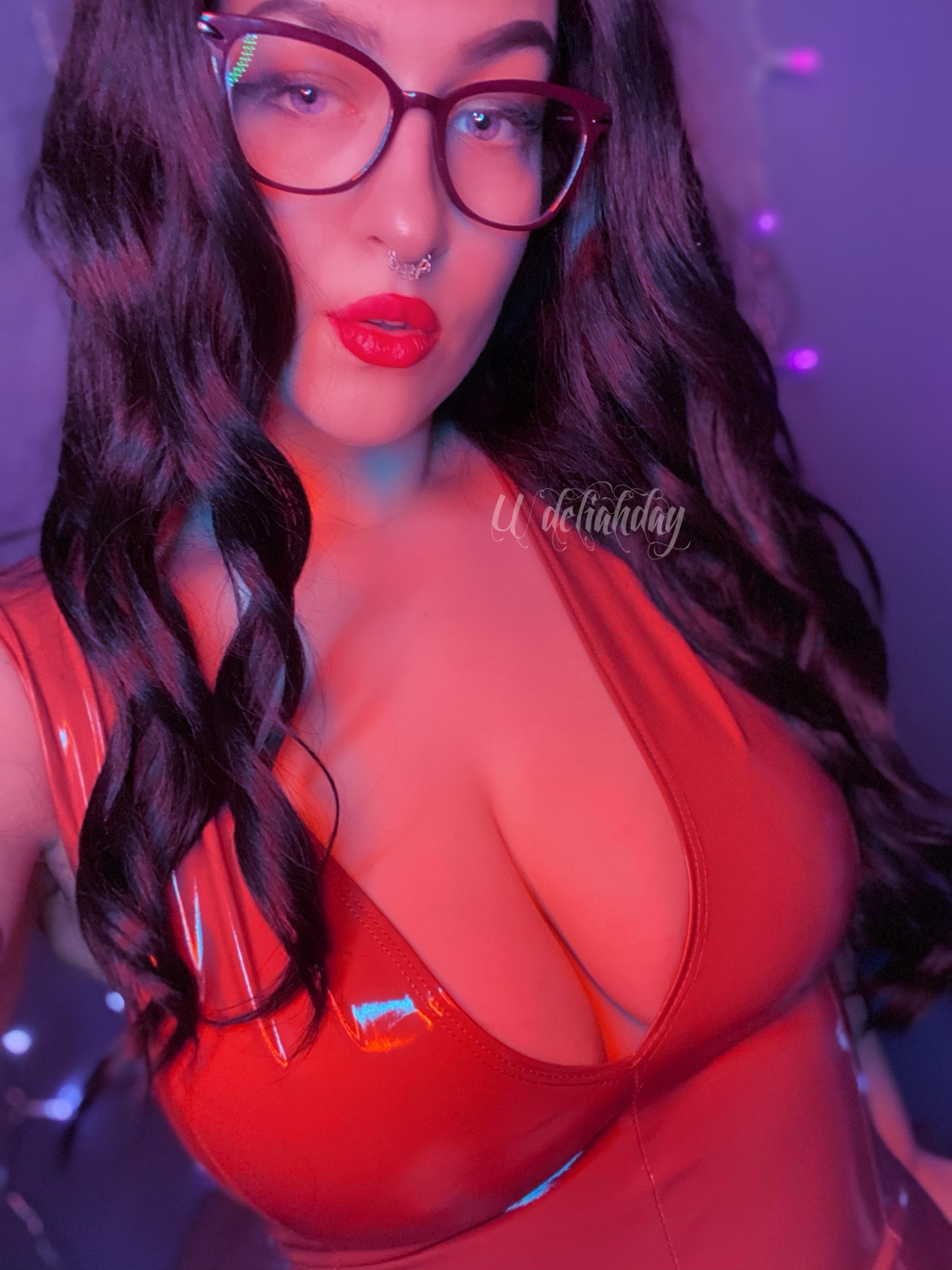 Worship Mistress Delilah or live yet another day of your life lost and unfulfilled without my ...