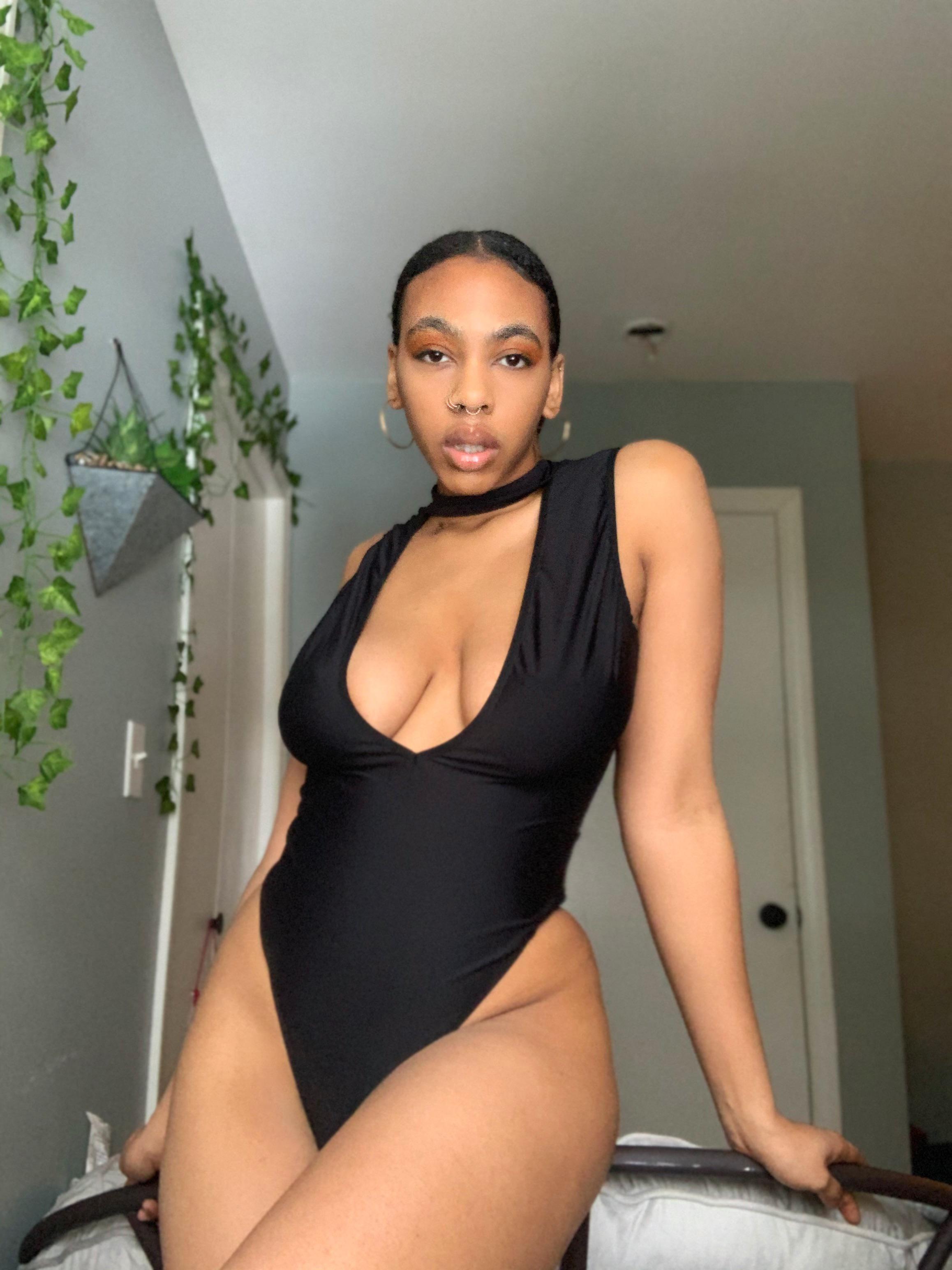 Extra sauce plz 😍 | Scrolller