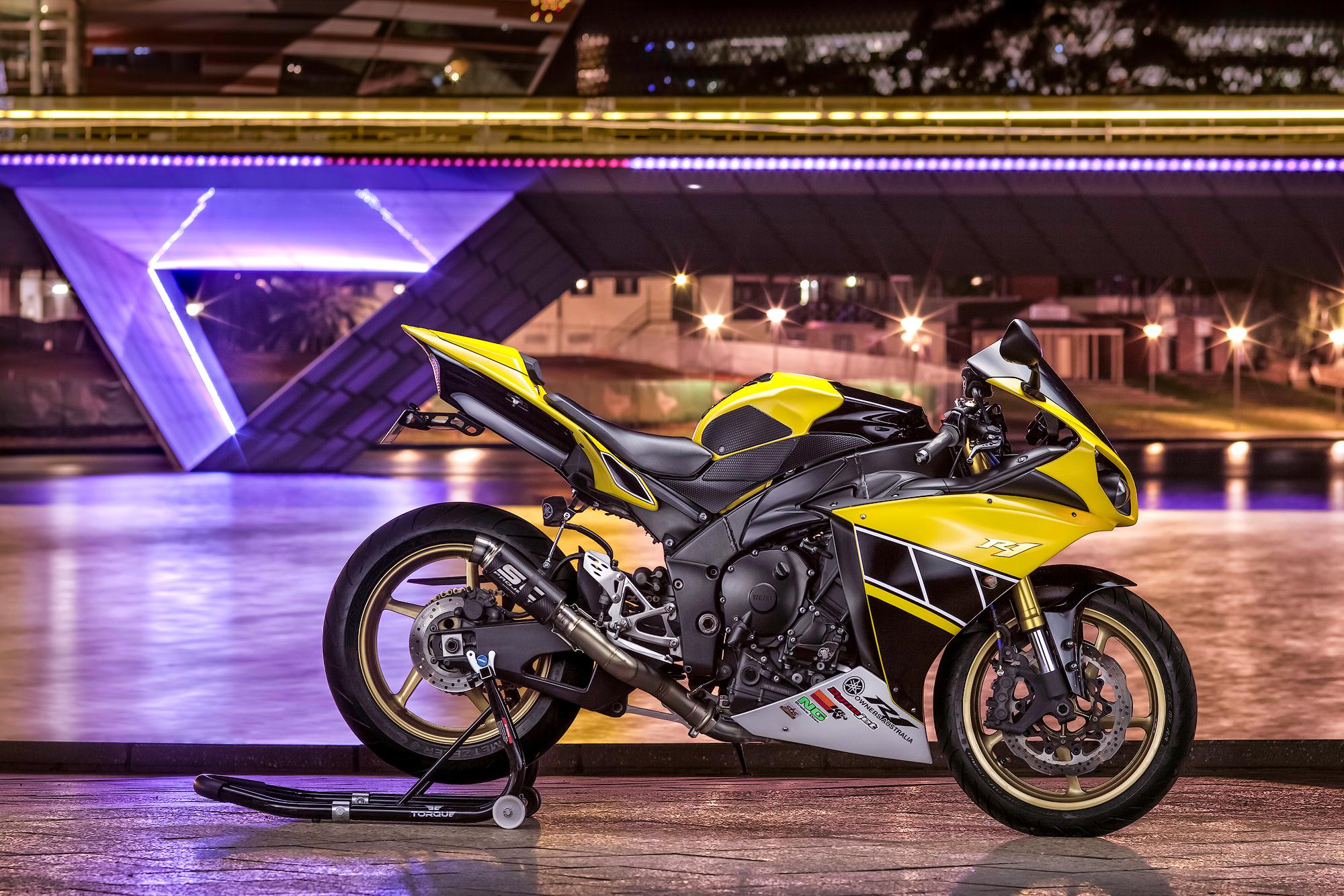 Yamaha Big Bang R1 In 60th Anniversary Livery OC Scrolller Yamaha Big Bang R1 In 60th Anniversary Livery OC Scrolller