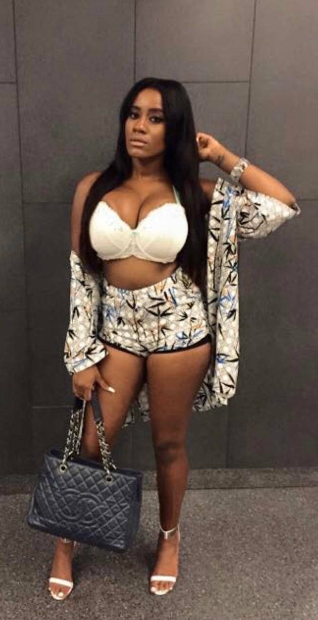 Yani aka Princess Mills | Scrolller