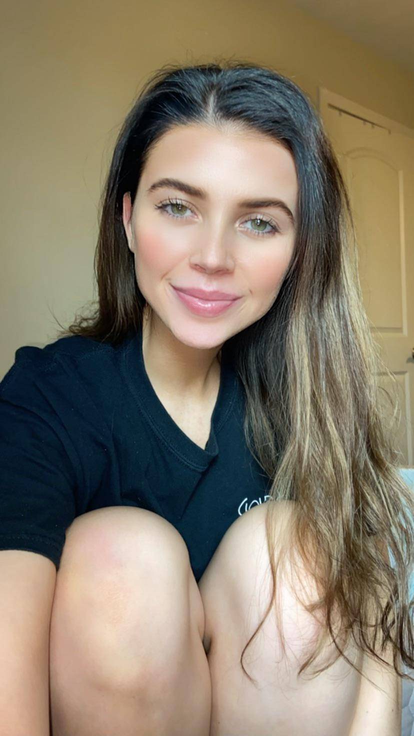 Yellow [21] | Scrolller