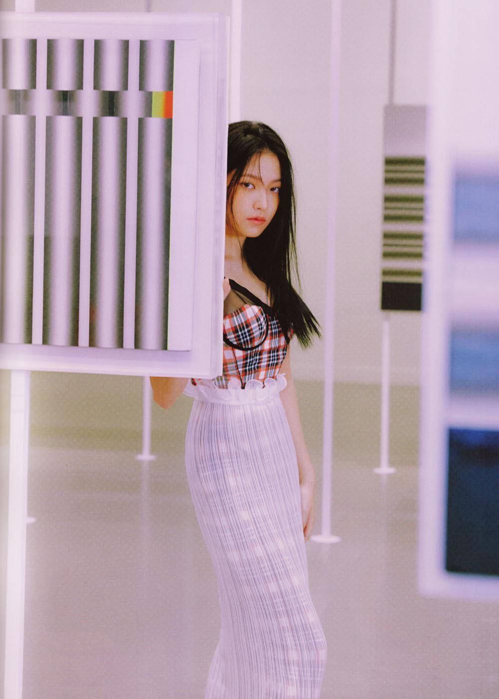 Yeri | Scrolller