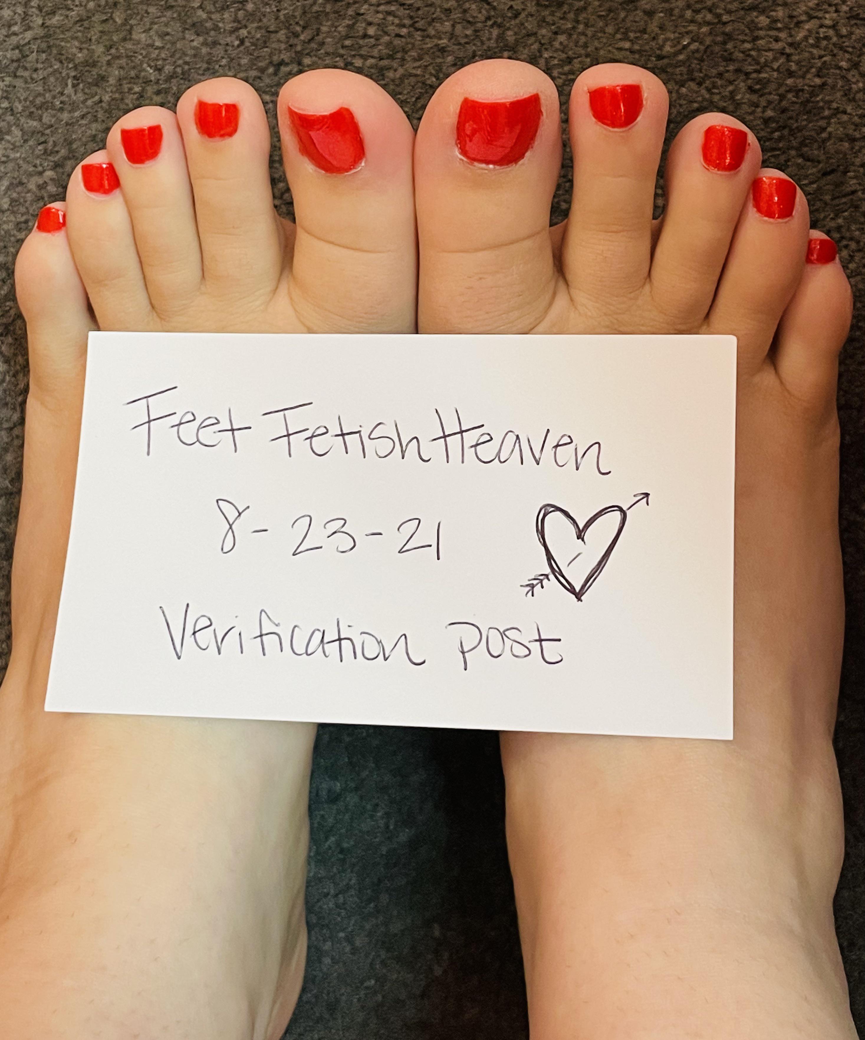 Yes, I’m Very Much Real | Scrolller