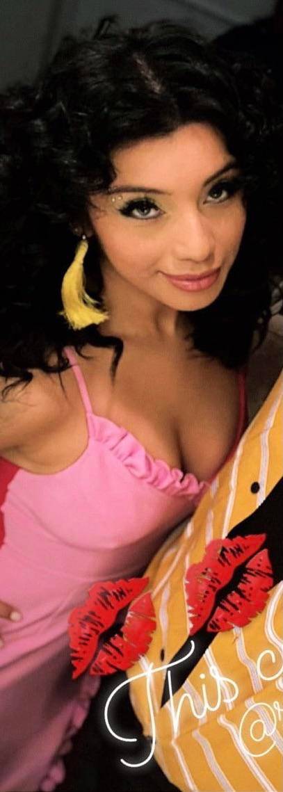 You can see the piercing | Scrolller