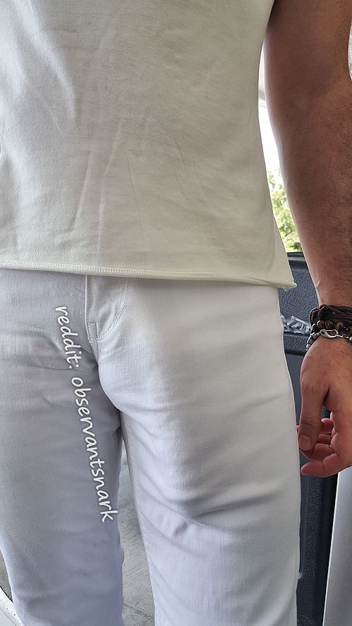 You think sweatpants turn heads? Try going commando in white skinny jeans! | Scrolller