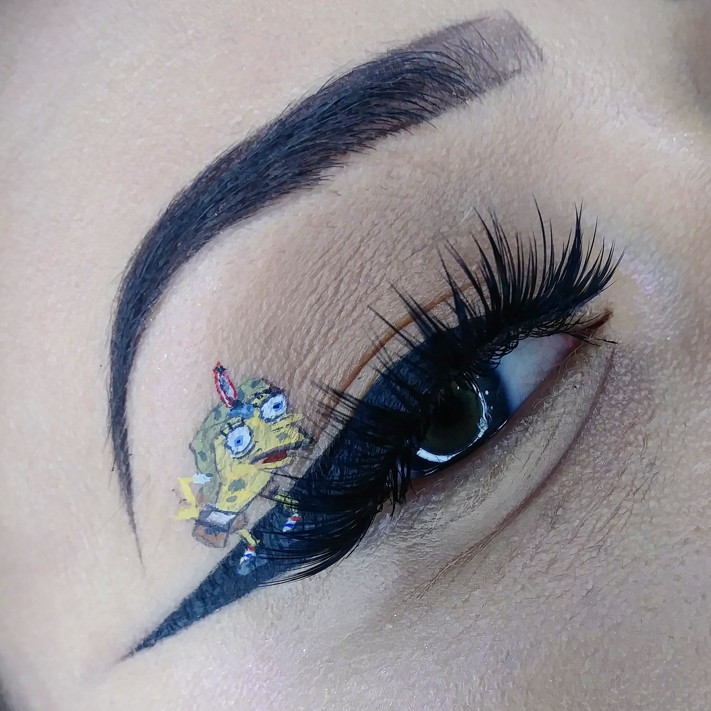 YoU wEaR tOo MuCh MaKeUp | Scrolller