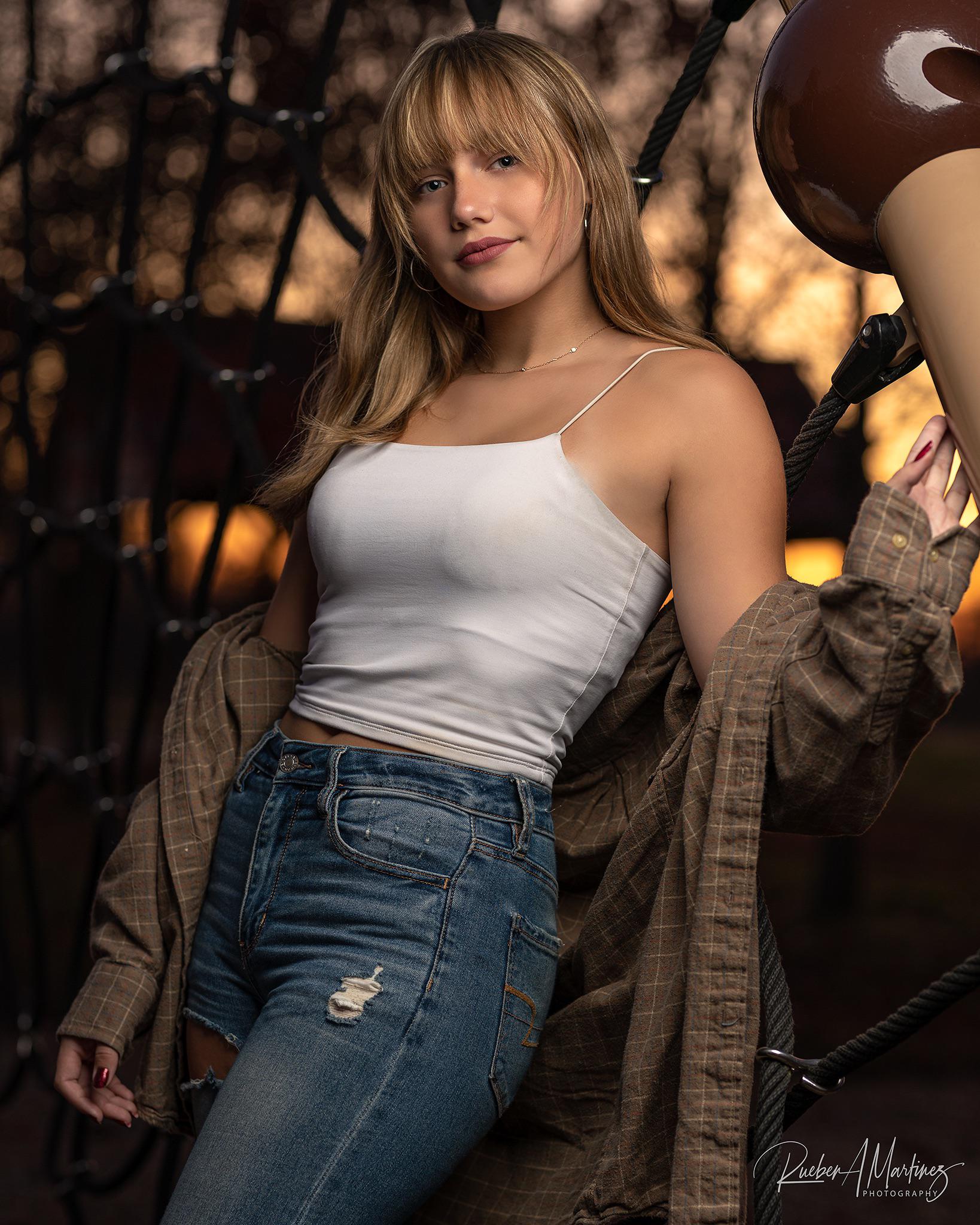 Young Model Mariah Posing For A Great Shot Taken With The Sony A7riii