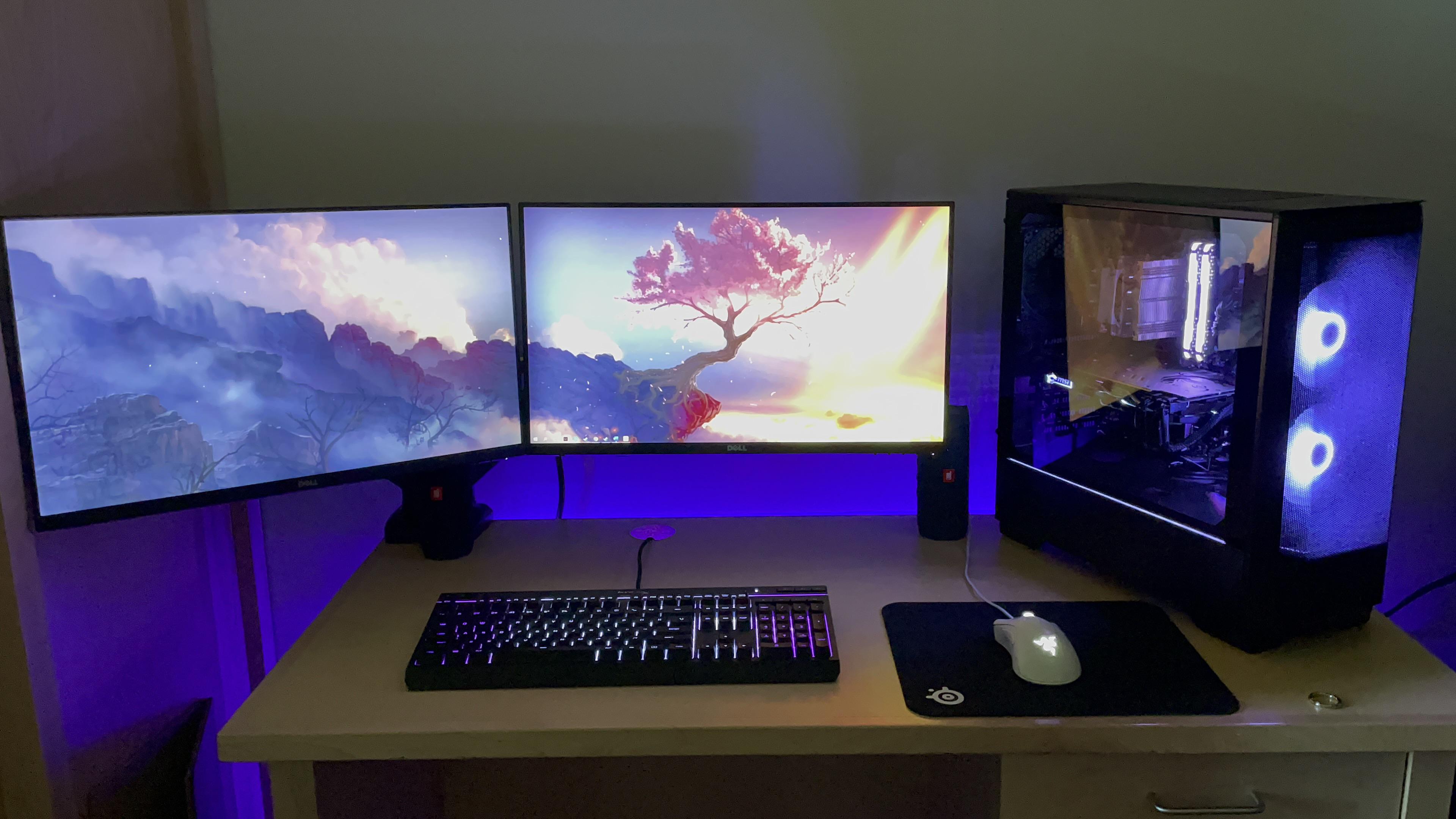 Your average college dorm setup. I have been dreaming of this for years ...