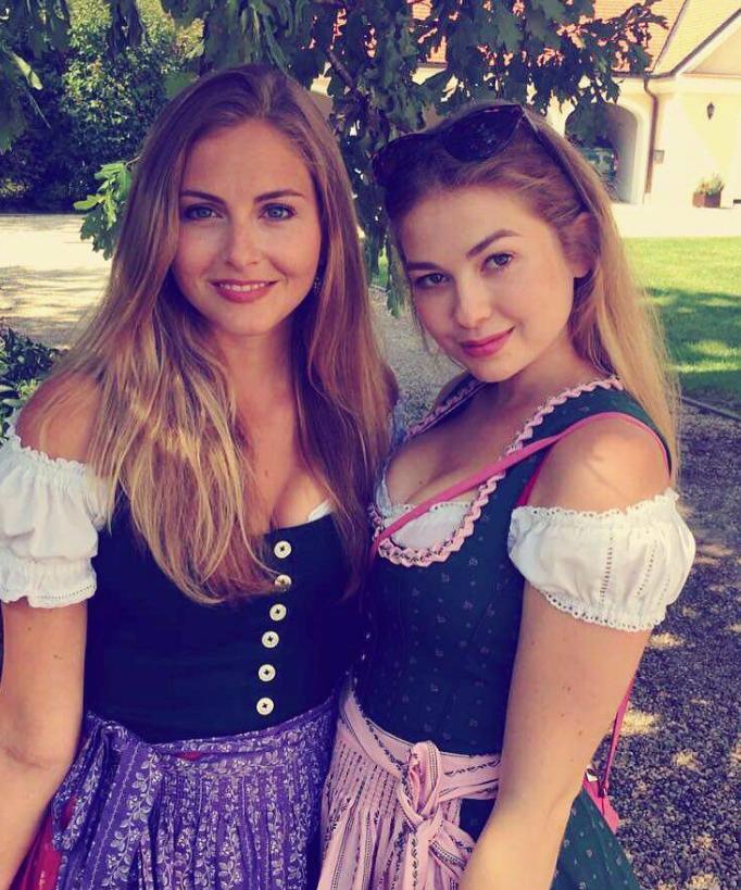 Your choice of blondes (X-Post /r/RealGirls) | Scrolller