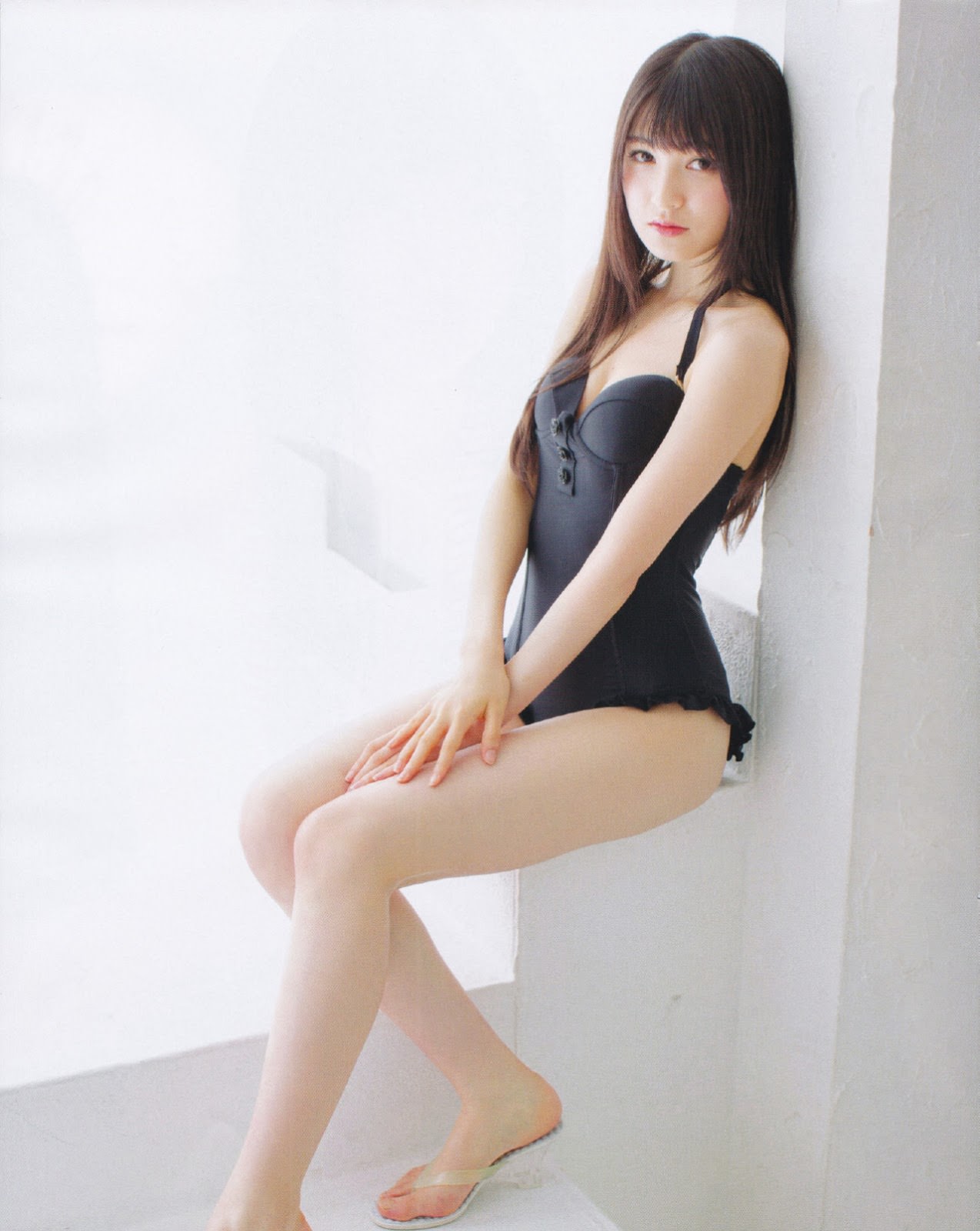 Yui Kojina | Scrolller