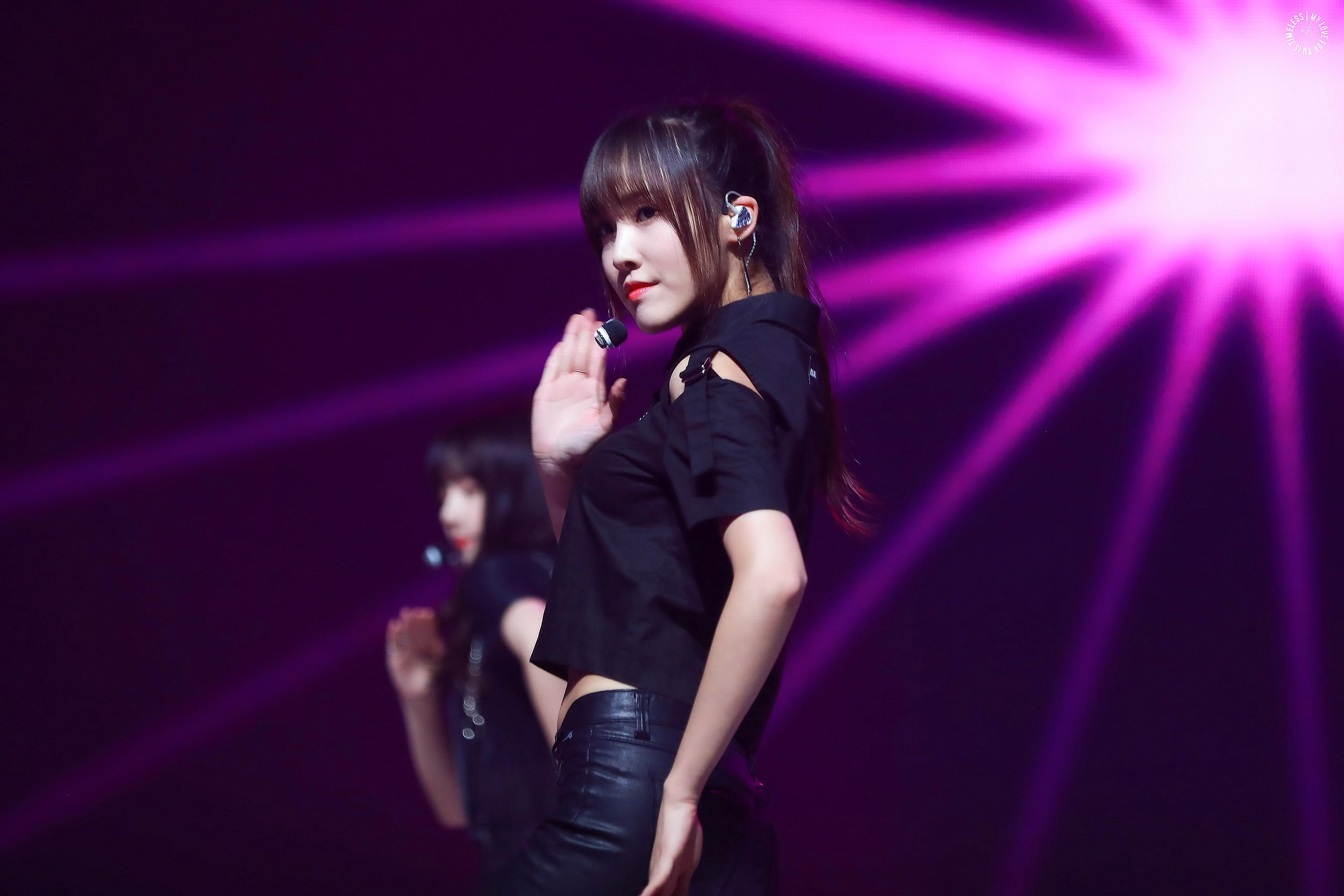Yuju, gorgeous in leather! | Scrolller