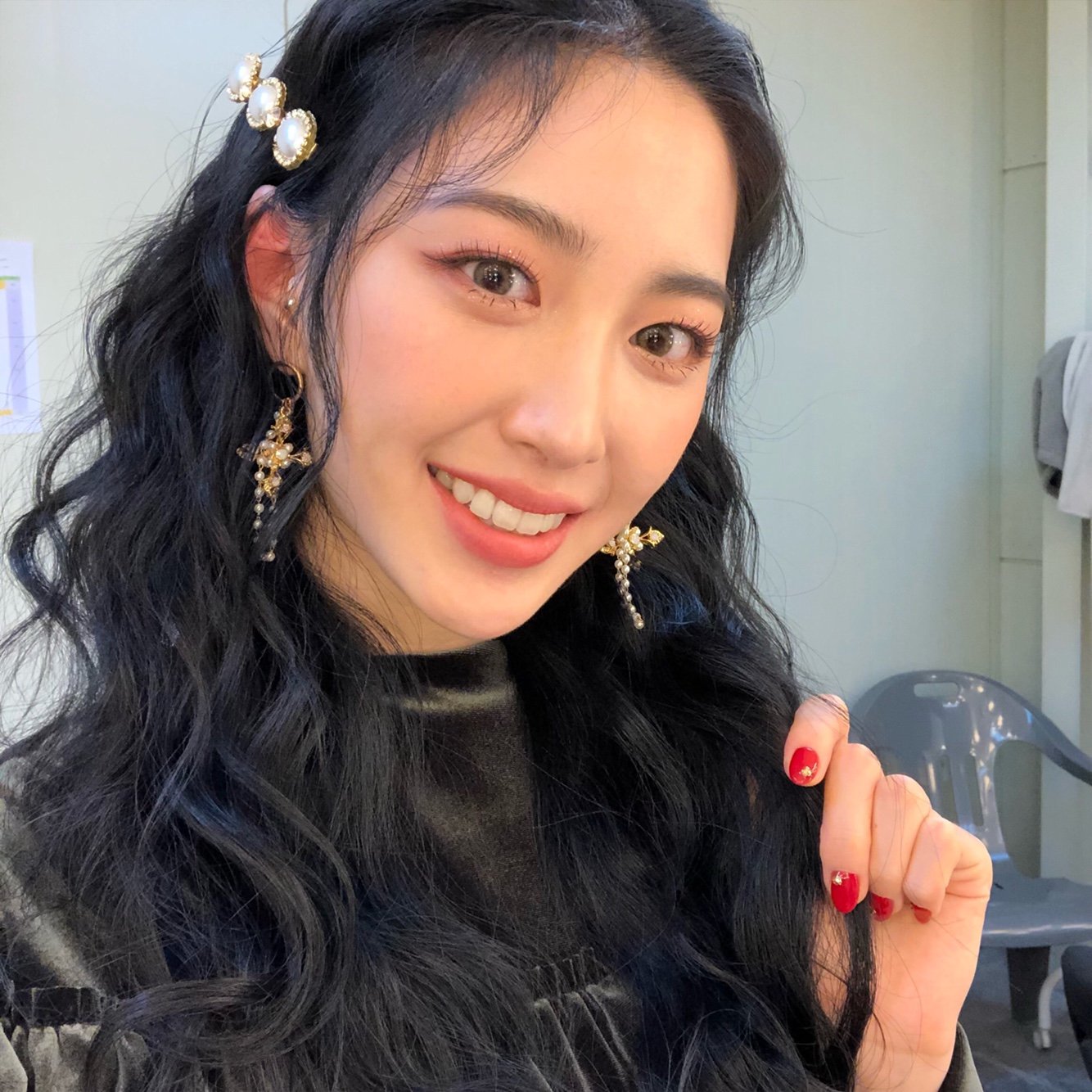 Yukyung twitter 200220 | Scrolller