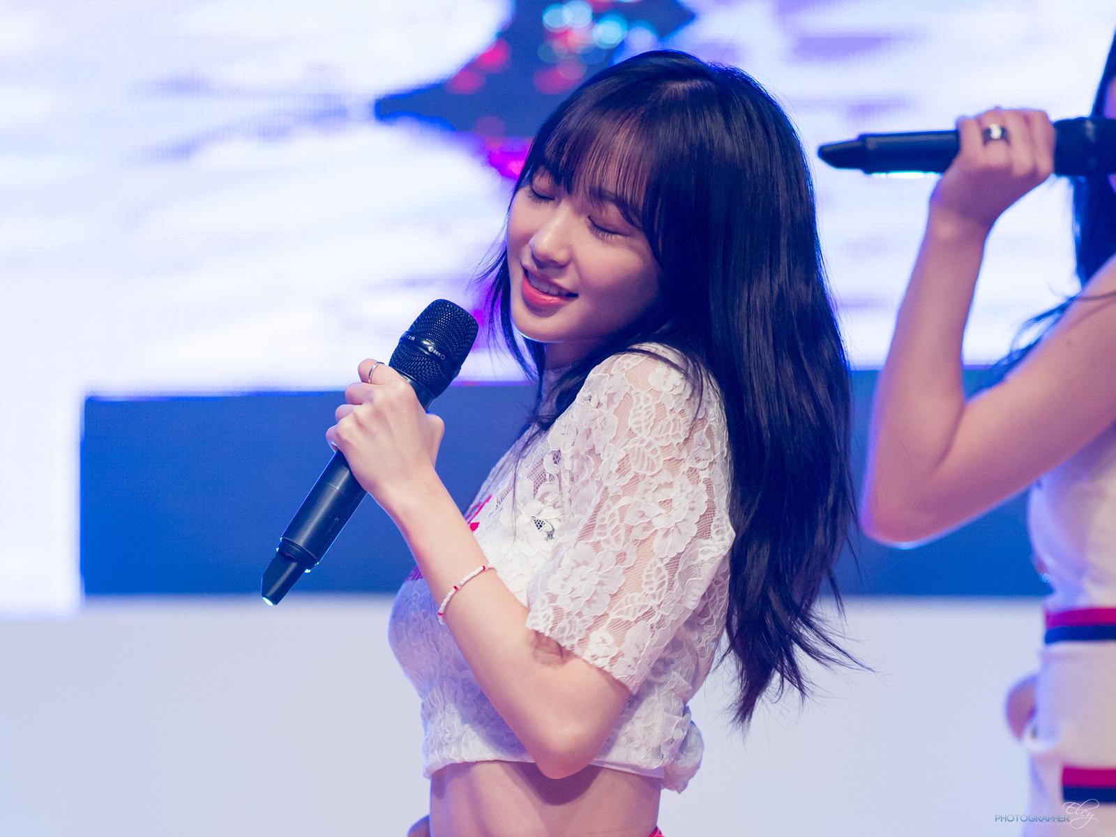 Yukyung zzZZ | Scrolller