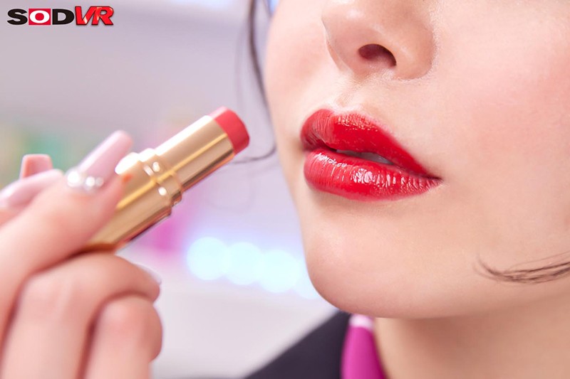 Yuna Ogura 💋 | Scrolller