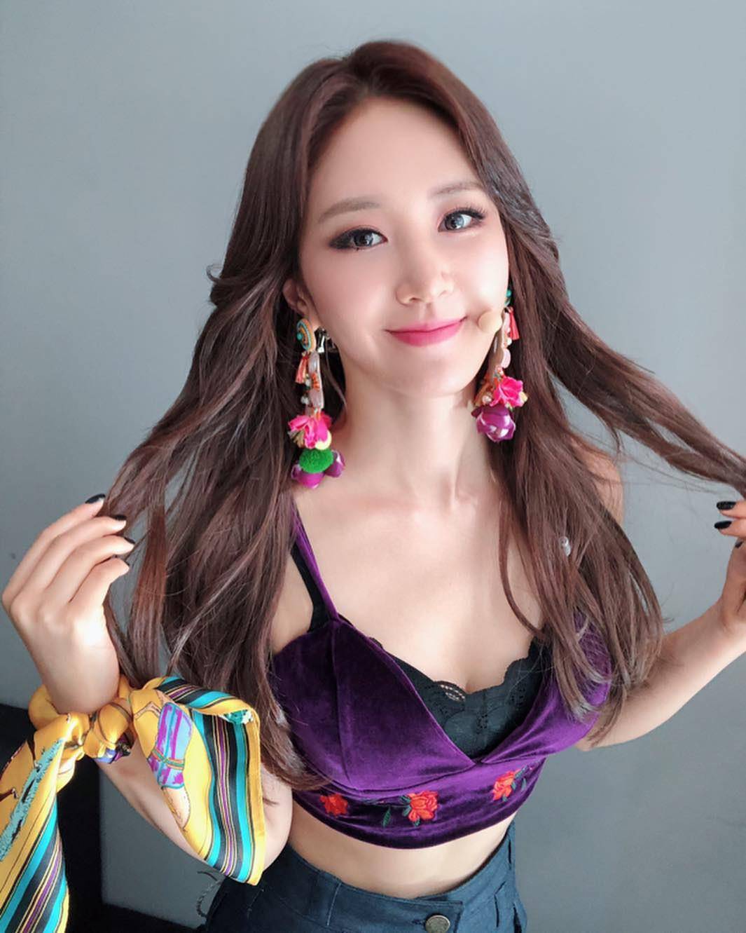 Yuri wants ur tribute | Scrolller