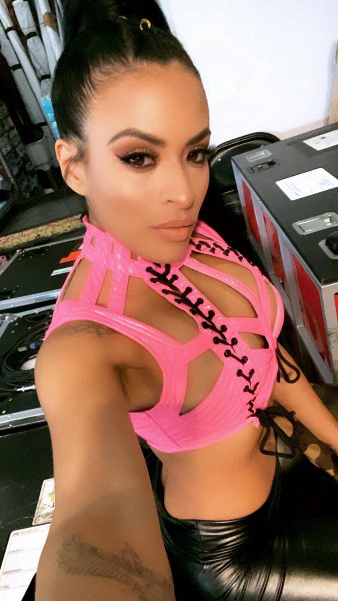 Zelina Vega | Scrolller