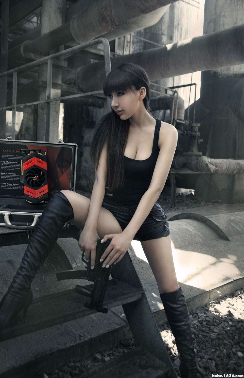 Zhang Wan You | Scrolller