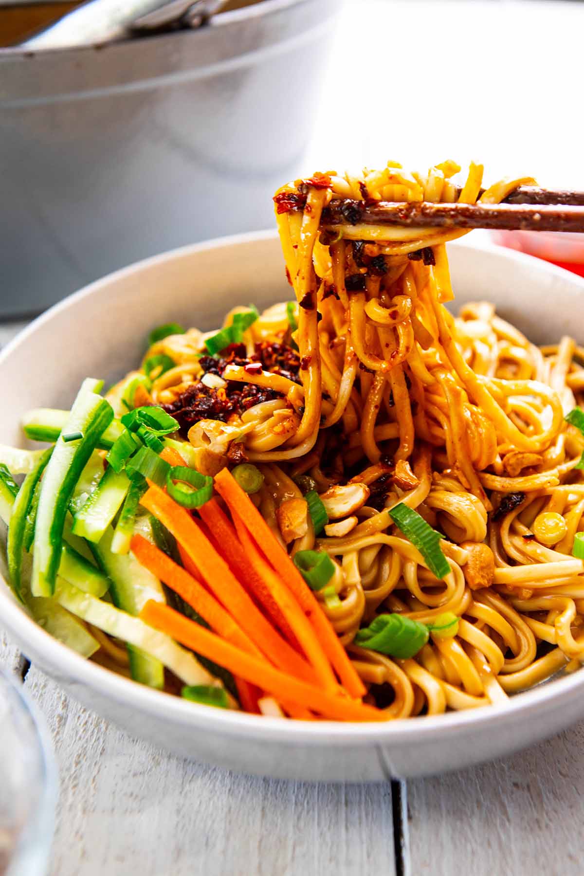 10 mins Spicy Peanut Noodles | Scrolller
