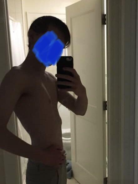 [18] My First Post! My poses can be a bit dramatic, hopefully you don’t mind 😅☺️ | Scrolller