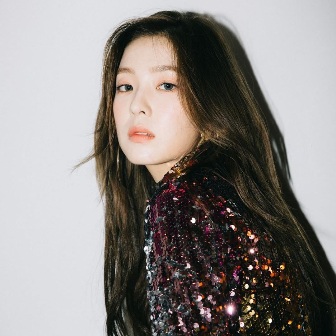 180704 Irene @ SM Global Shop Update | Scrolller