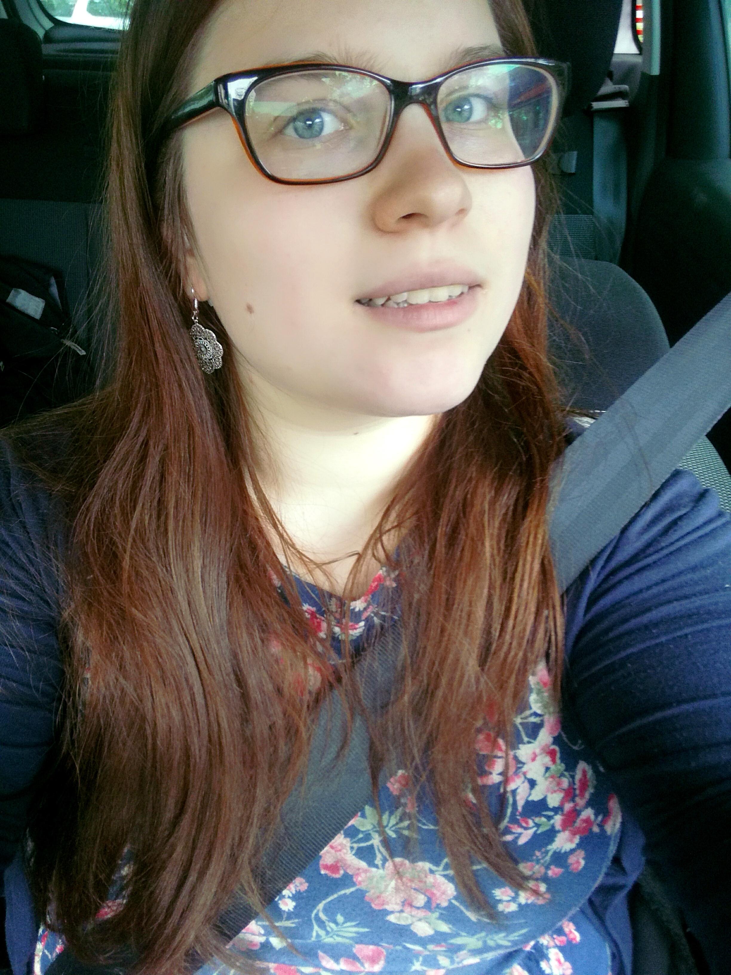 [19 f] Getting more and more confident with no makeup selfies | Scrolller