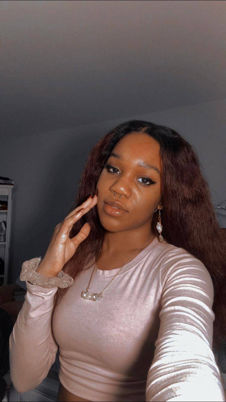 [19] how do you like my new piercing? :) | Scrolller