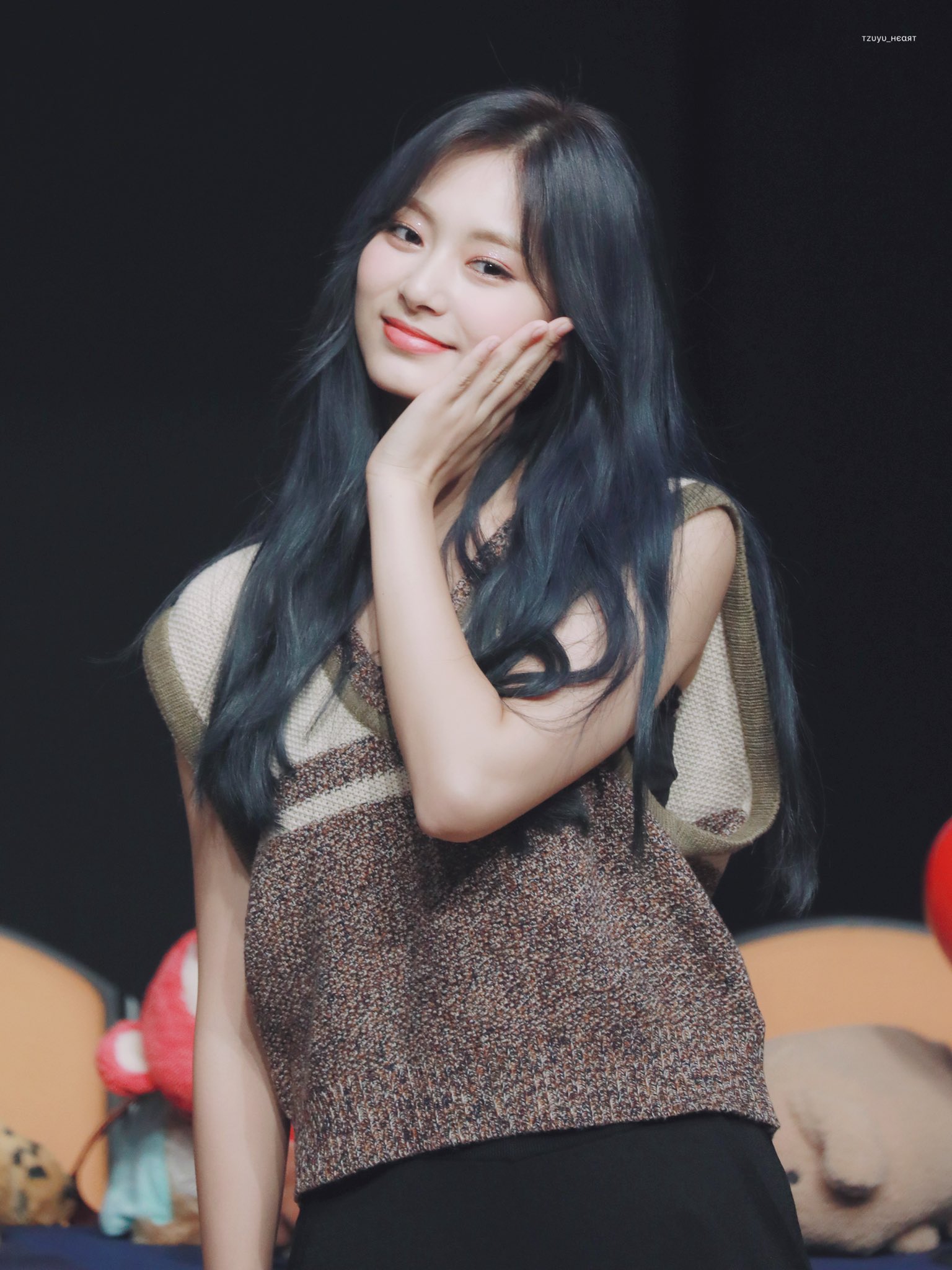 191005 Tzuyu | Scrolller