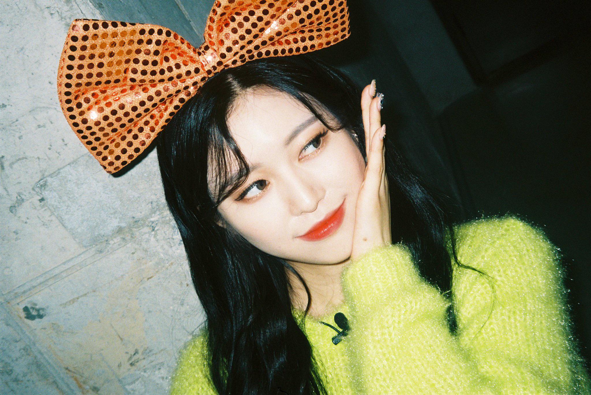 200201 Momoland Twitter Update - Jane | Scrolller