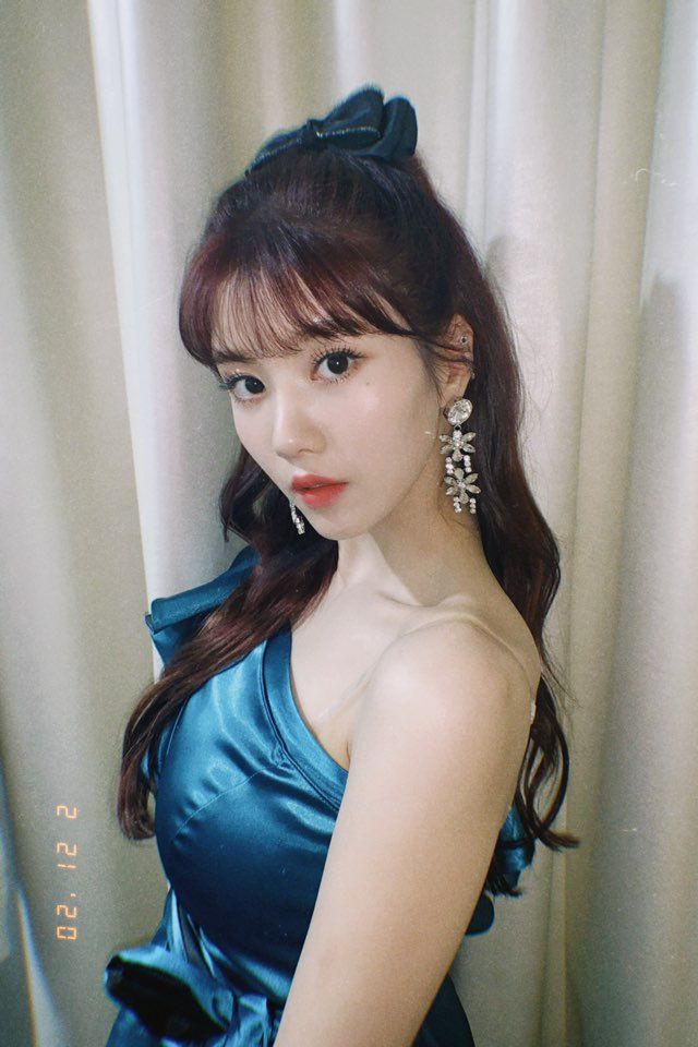 200229 Official Twitter Update - Blue Dress Eunbi | Scrolller