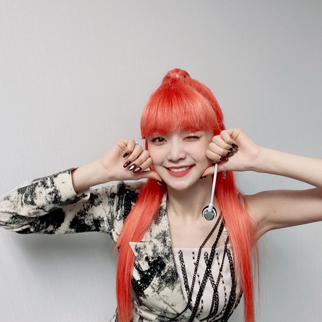 200301 Everglow Instagram Update - Onda's message after the final stage | Scrolller