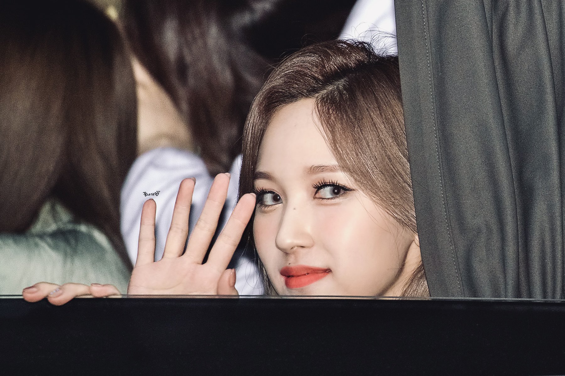 201108 - Pretty Mina | Scrolller