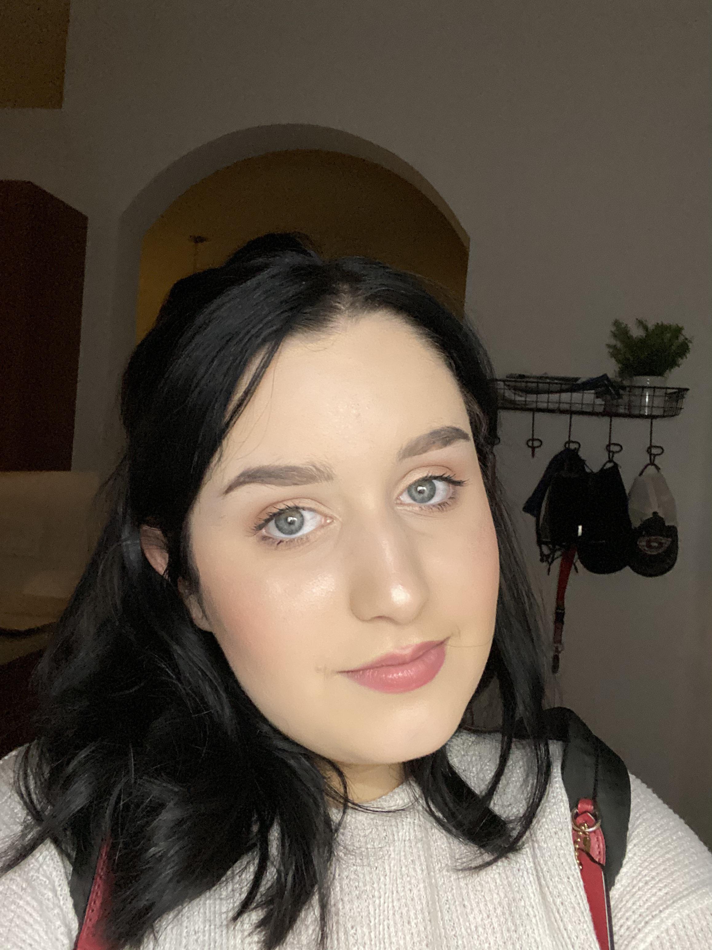 🧚🏻 (21) | Scrolller