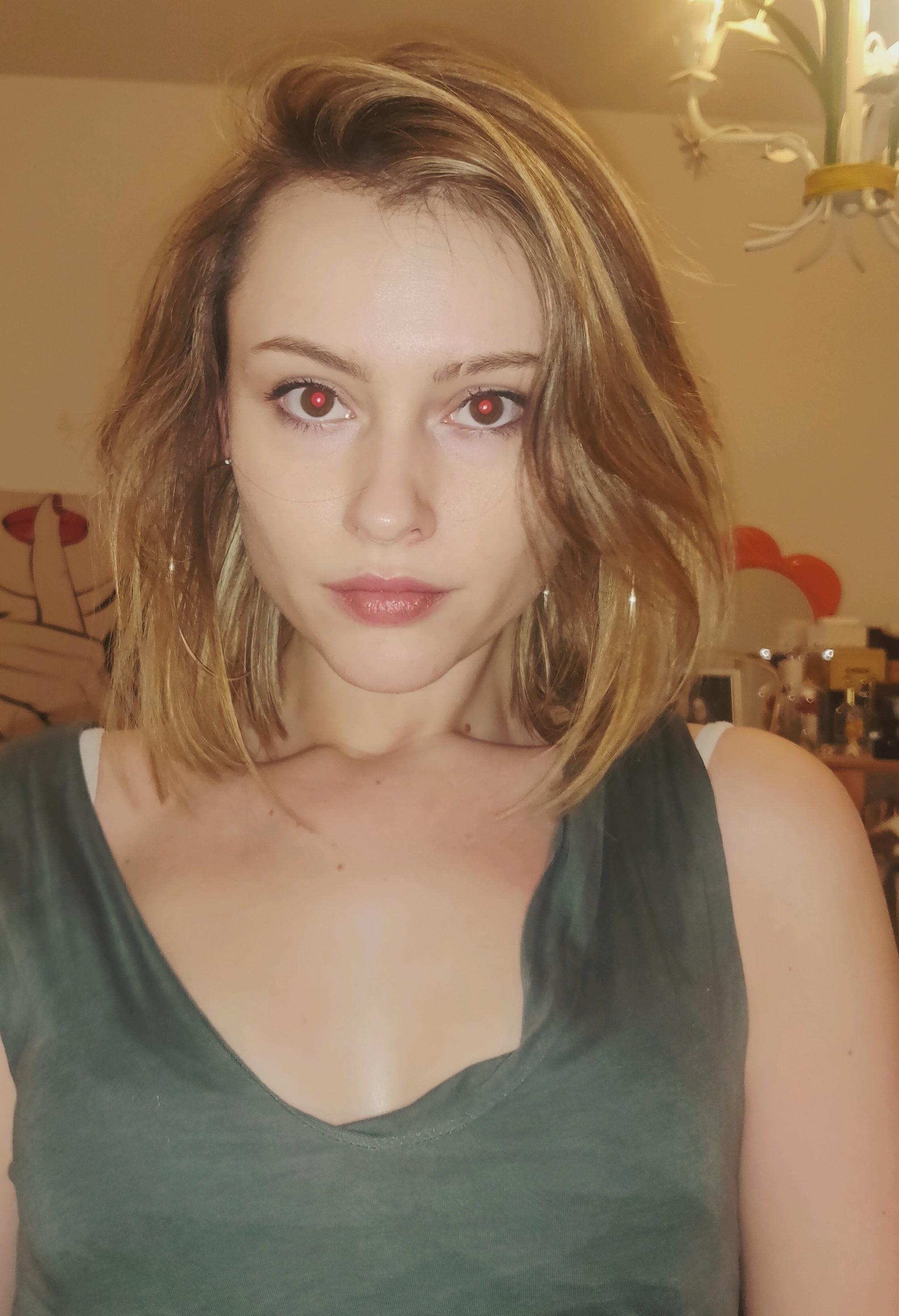 (21) Good evening 🧡 | Scrolller