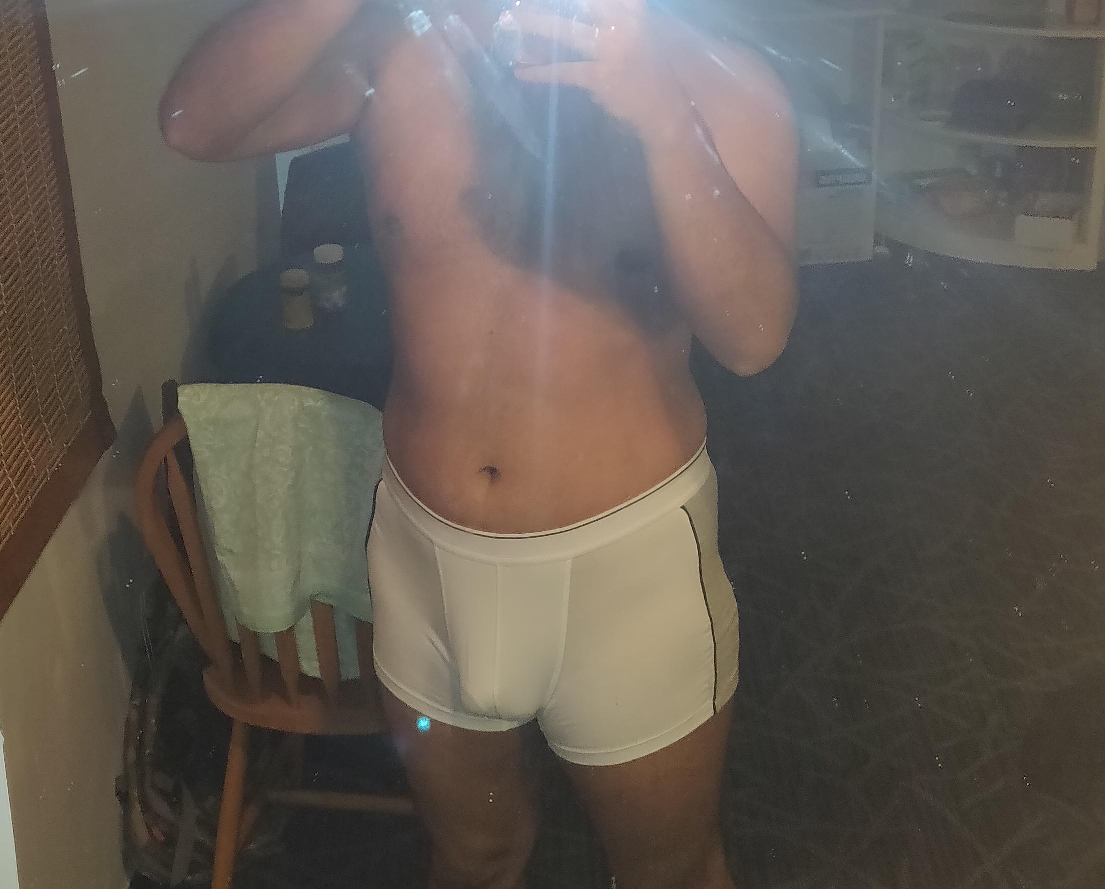 (24M) Your next door bottom is in reddit now. | Scrolller