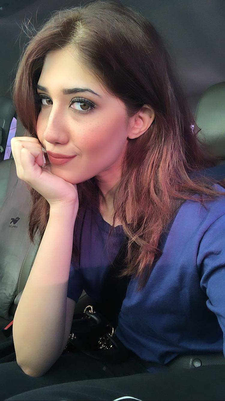 [25F] hey guys! | Scrolller