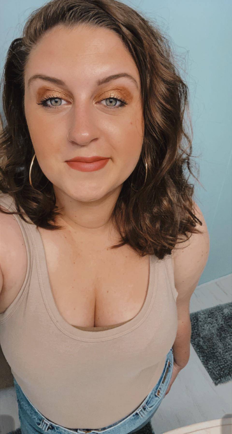 Wisdom tooth is coming in- but I’m still smiling 🦷 | Scrolller