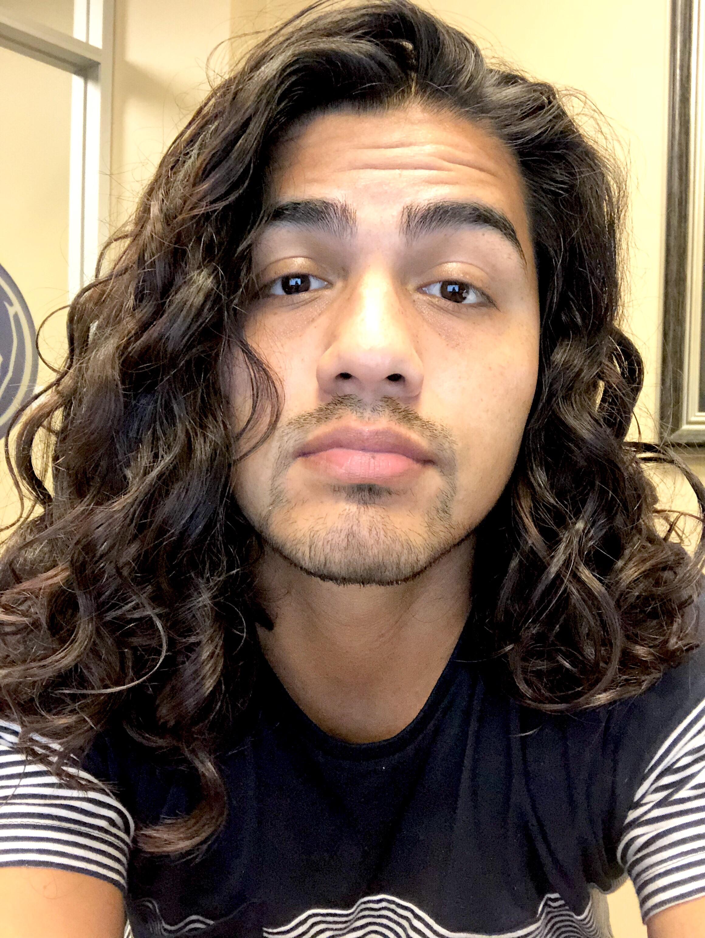 27 months of wavy flow. | Scrolller
